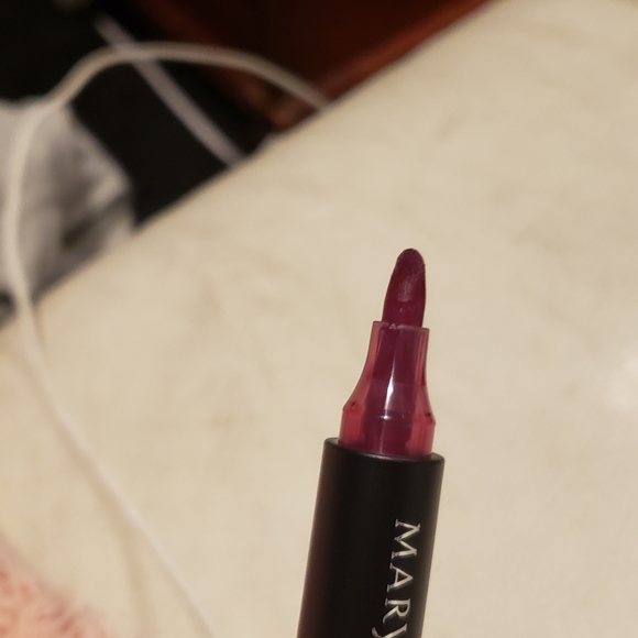 Mary Kay | Makeup | Mary Kay Discontinued Lip Tint In Magenta Nwt ...